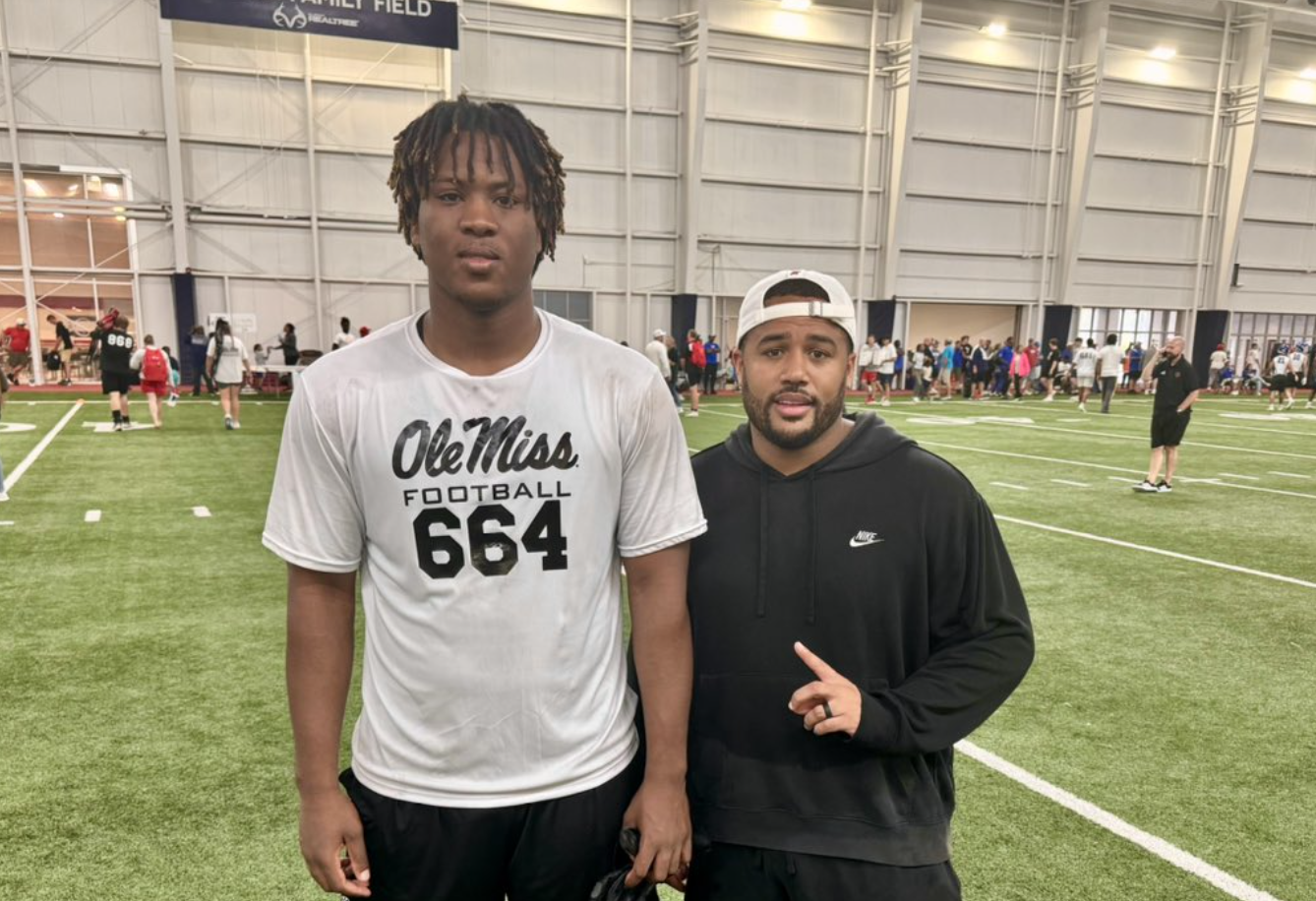 2026 4-star OT Emanuel Tucker as versatile as they come